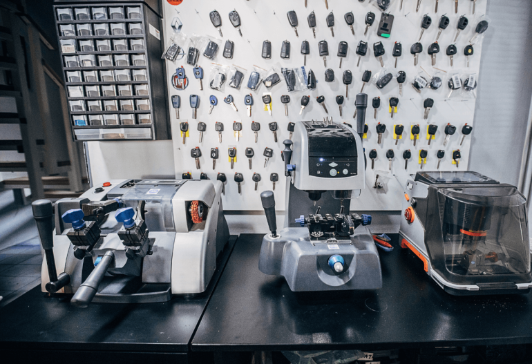 Safe & Secure Locksmith - Emergency Locksmith in Vancouver